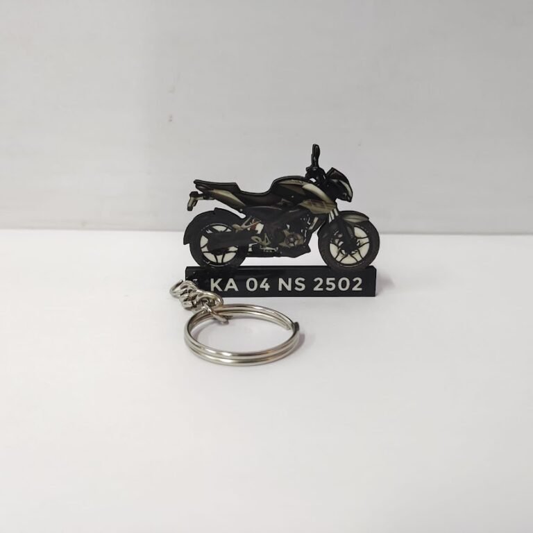Best Bajaj Pulsar NS 200 Black Keychain - Tredzo